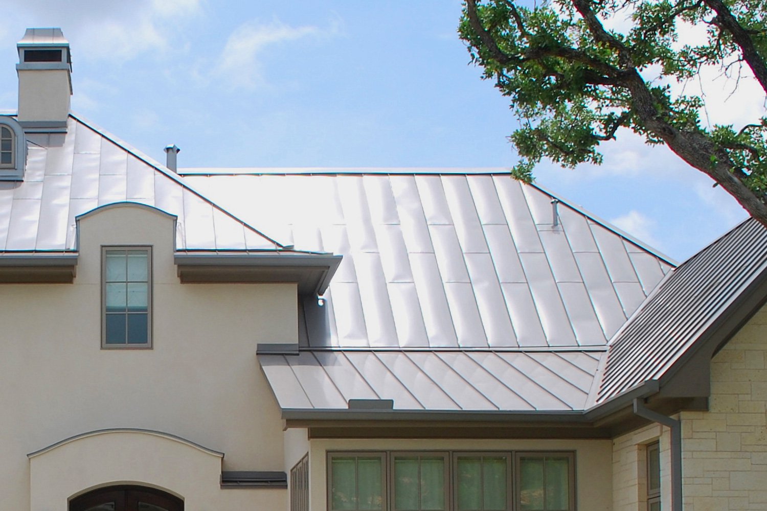 Insulated Eco Panels | Blog | Do Metal Roofs Trap Heat